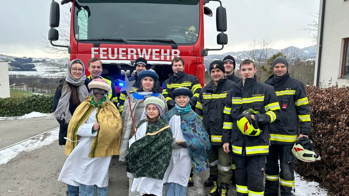 Von Sternsingern zu Türöffnung gerufen - Bezirk Steyr-Land